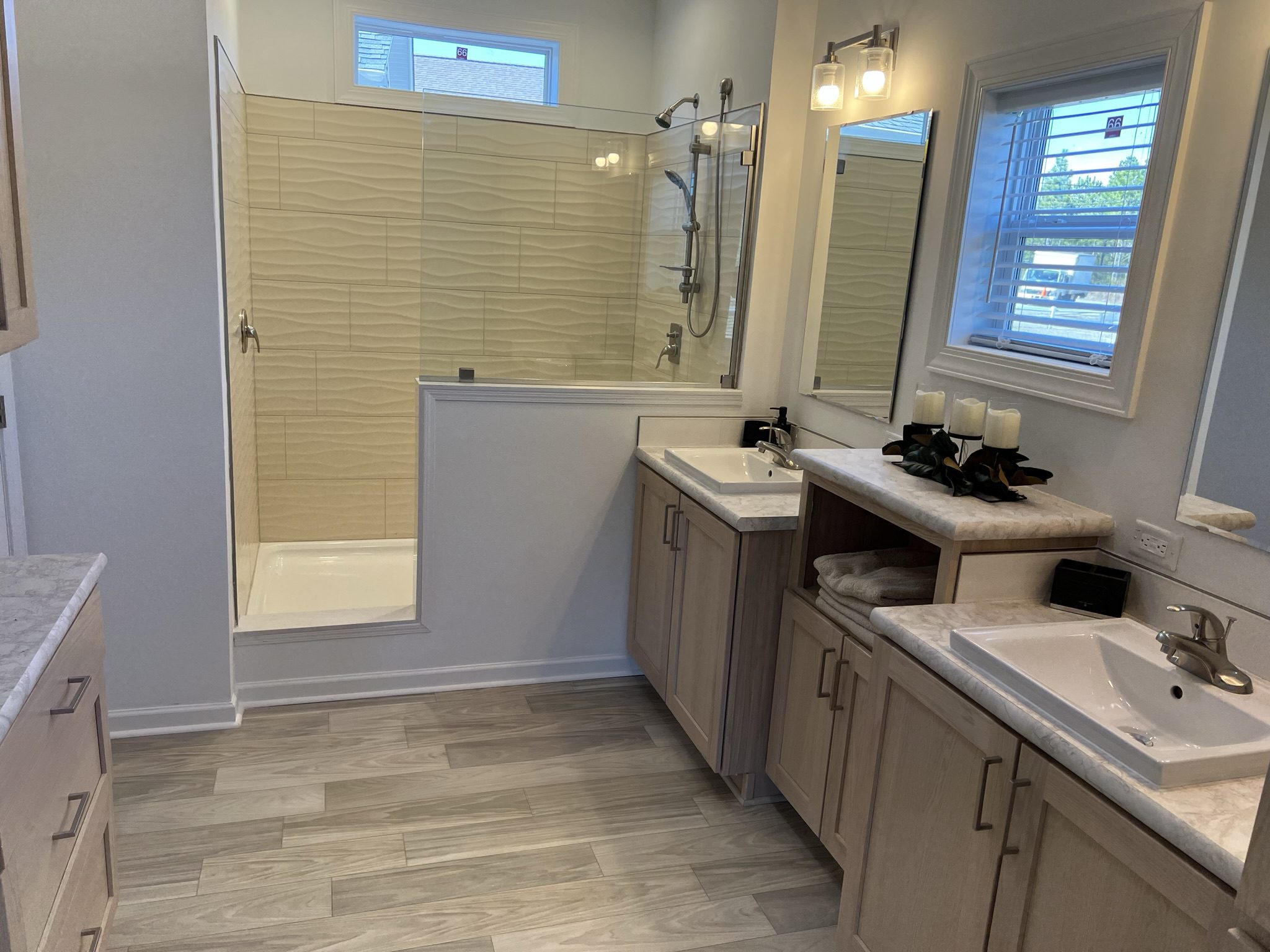 Beautiful Master Bath!